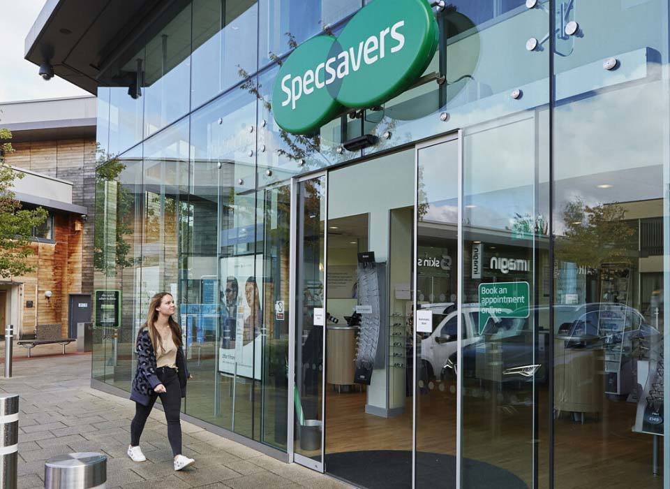 Impacted Earwax | Specsavers IE