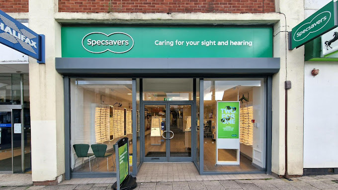 Find your local optician in Birmingham | Specsavers UK