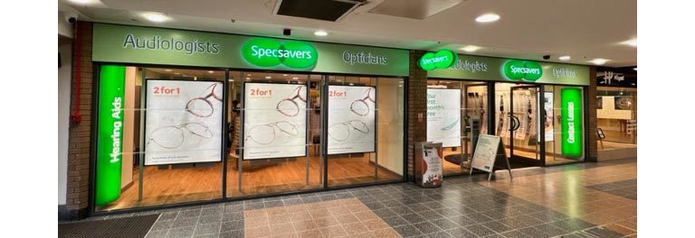 Find an optician near you in Manchester | Specsavers UK