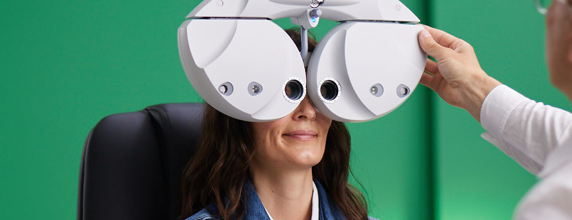 OCT-skanning - Les om 3D-skanning av øynene dine her | Specsavers Optikk