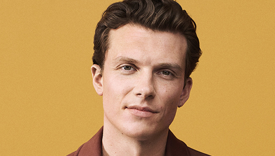 Offers on Glasses, Contact Lenses & Eyecare | Specsavers UK